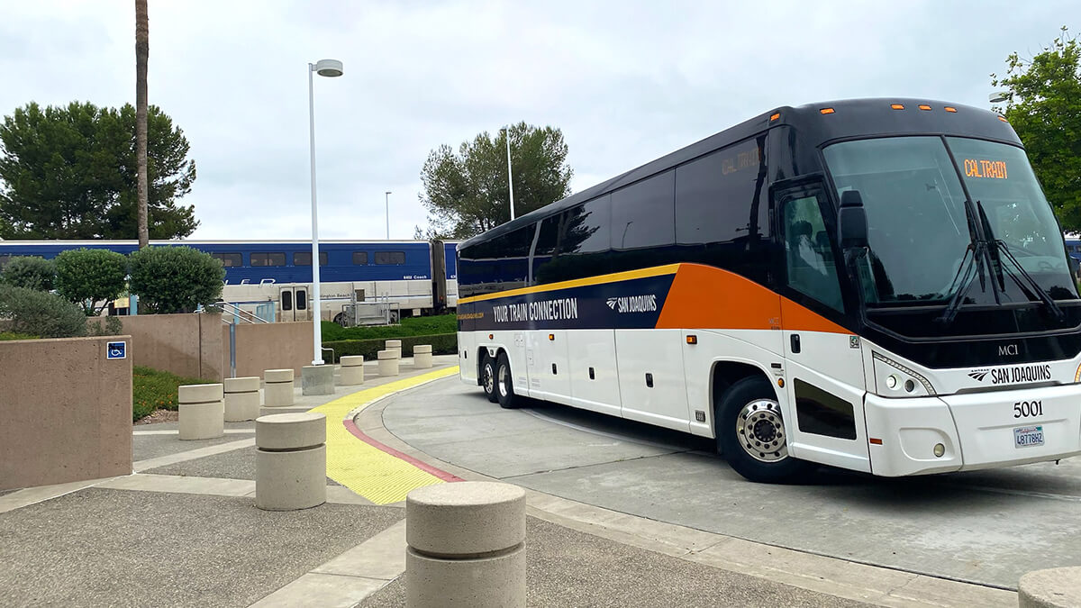 Replacement Bus Service Travel Tips | Pacific Surfliner